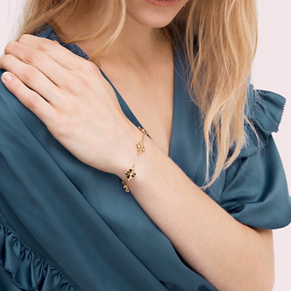 kate spade | Jewelry | Nwtkate Spadelegacy Logo Spade Flower Bracelet ...